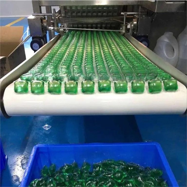 High-speed laundry pods packaging machine for large scale production ...